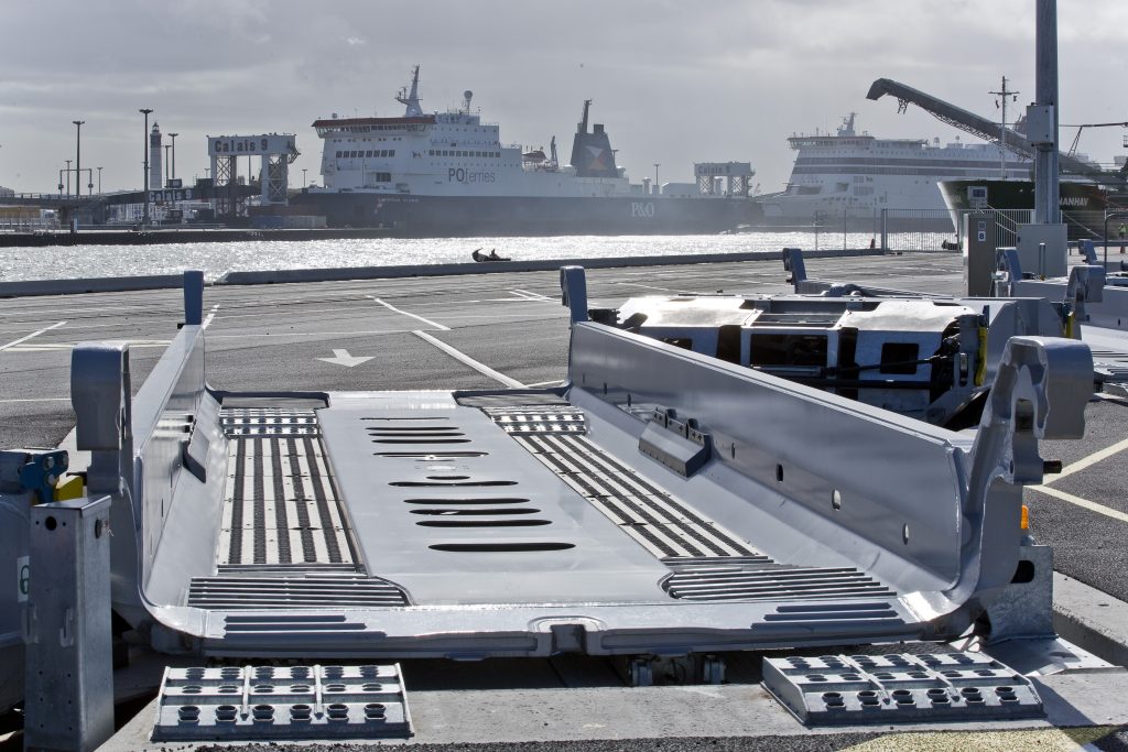 VIIA - Wagon coque ouverte - Calais - Roro Rail